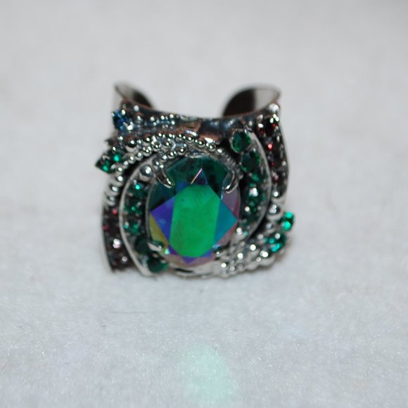 Sorrelli | Jewelry | Sorrelli Emerald City Crystal Bold Swirling Design ...
